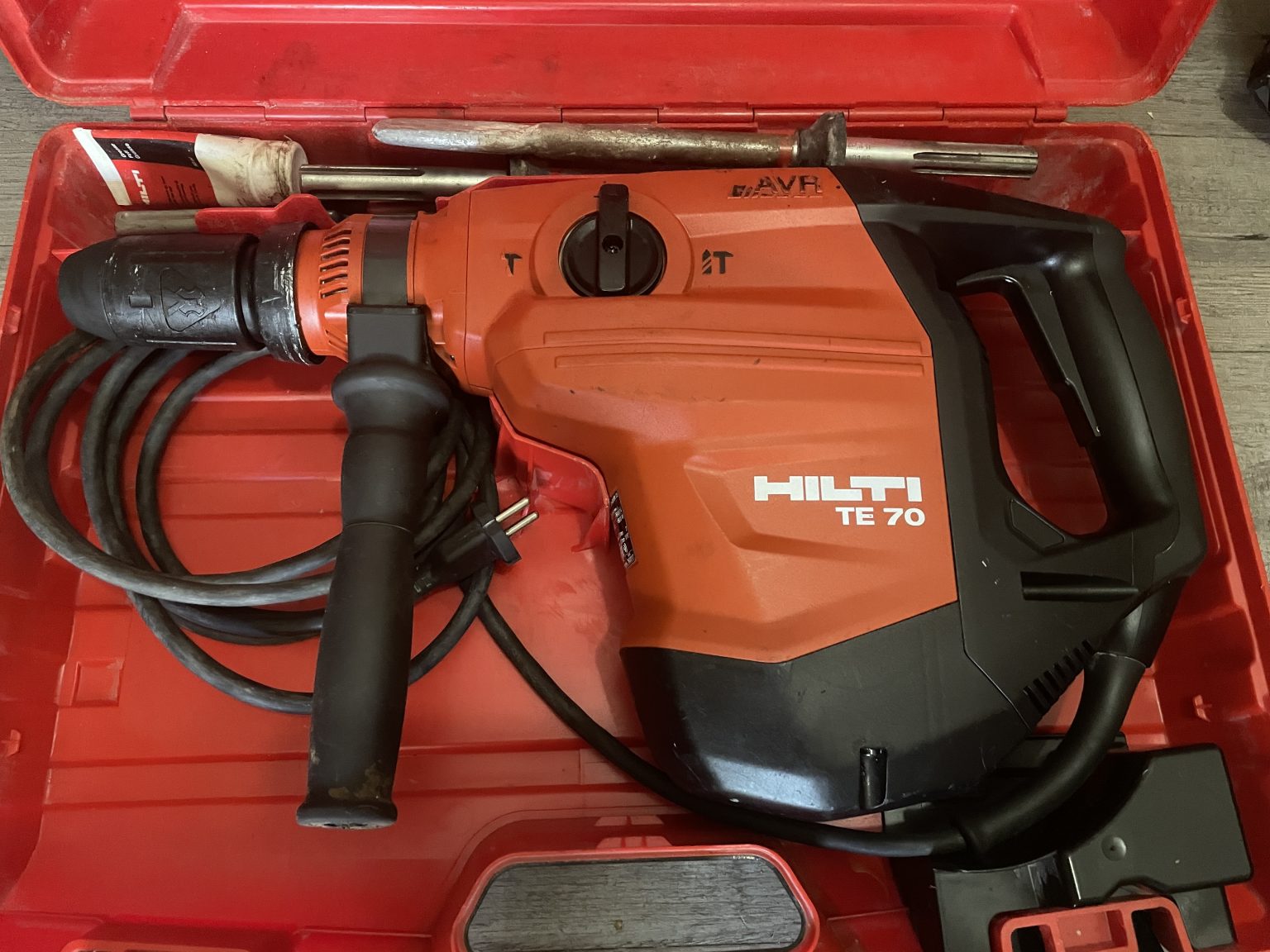 HILTI: Perforateur burineur TE70 , scanner détecteur PS20 – ABX Outillage