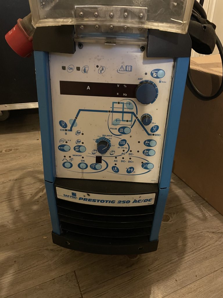 SAF-FRO prestotig 250 AC/DC: poste à souder tig – ABX Outillage